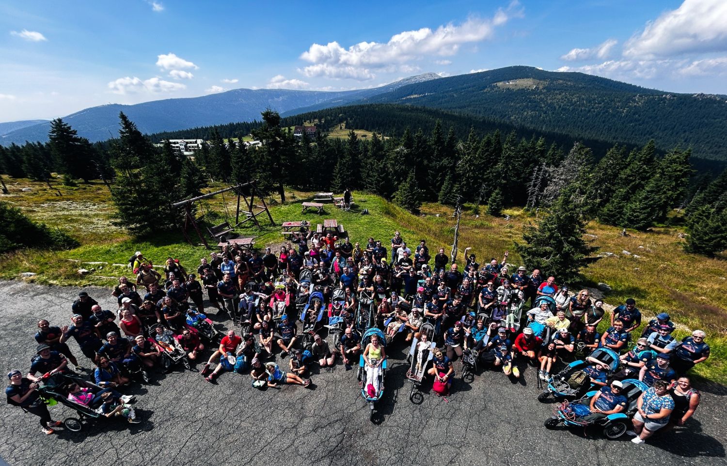 „Ładne Morsy 2025”: wspólne morsowanie, które realnie zmienia życie rodzin z ...